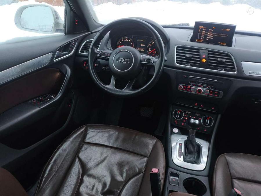 Grey Audi Q3 2016 in Siauliai, with an engine capacity of 2.00 L and mileage of 217 thousand km for 9700 €, photo 8 on AUTOMOTO.COM.LV