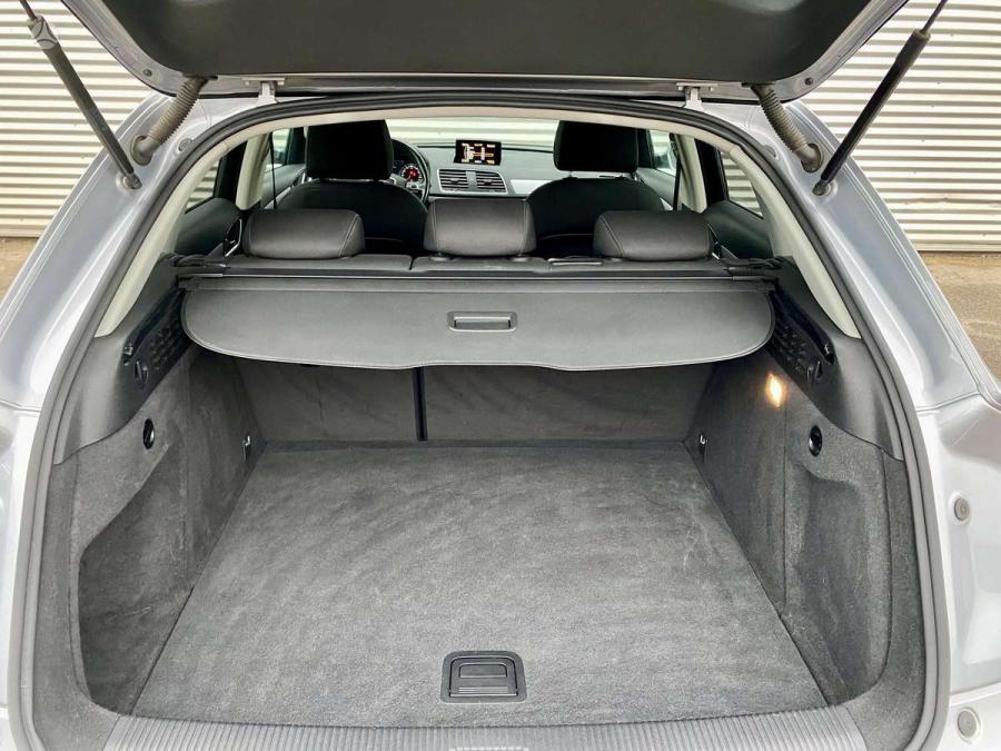 Grey Audi Q3 2016 in Siauliai, with an engine capacity of 1.97 L and mileage of 184 thousand km for 11300 €, photo 14 on AUTOMOTO.COM.LV