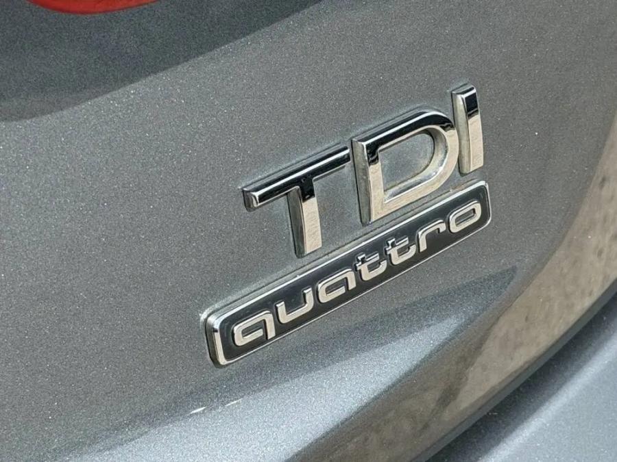 Pelēks Audi Q3 2017 Rīga, ar dzinēja tilpumu 2.00 L un nobraukumu 179 tūkst. km par 15500 €, foto 9 vietnē AUTOMOTO.COM.LV
