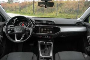 Grey Audi Q3 2019 in Vilnius, with an engine capacity of 1.50 L and mileage of 168 thousand km for 19900 €, photo 15 on AUTOMOTO.COM.LV