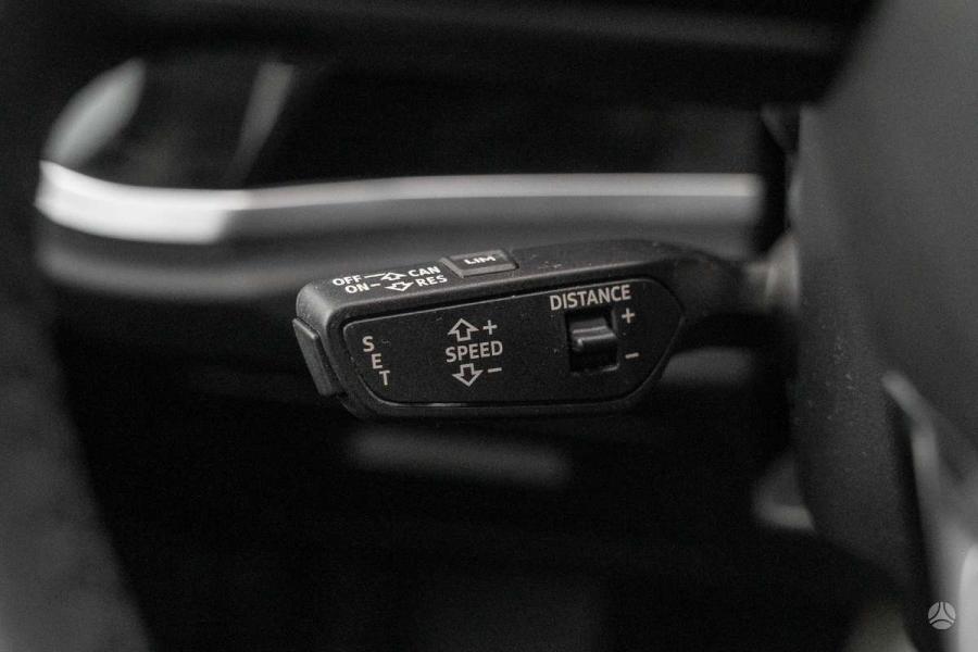 Grey Audi Q3 2019 in Vilnius, with an engine capacity of 1.50 L and mileage of 168 thousand km for 19900 €, photo 24 on AUTOMOTO.COM.LV