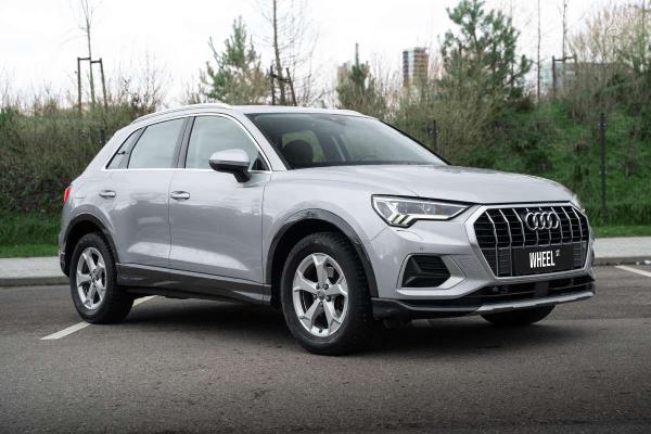 Grey Audi Q3 2019 in Vilnius, with an engine capacity of 1.50 L and mileage of 168 thousand km for 19500 €, photo 8 on AUTOMOTO.COM.LV
