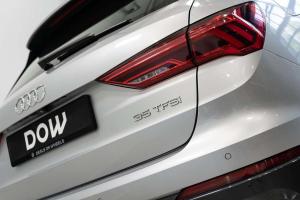 Grey Audi Q3 2019 in Vilnius, with an engine capacity of 1.50 L and mileage of 169 thousand km for 19900 €, photo 8 on AUTOMOTO.COM.LV