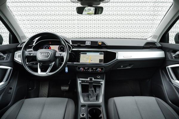 Grey Audi Q3 2019 in Marupe, with an engine capacity of 1.50 L and mileage of 159 thousand km for 23250 €, photo 7 on AUTOMOTO.COM.LV