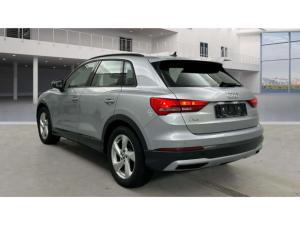 Grey Audi Q3 2020 in Kaunas, with an engine capacity of 1.50 L and mileage of 77 thousand km for 27334 €, photo 4 on AUTOMOTO.COM.LV