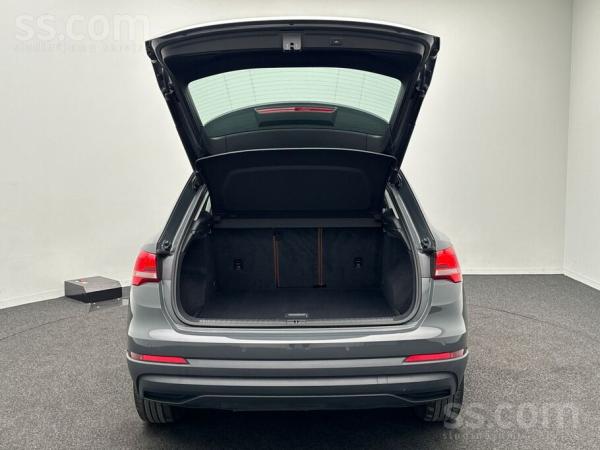 Grey Audi Q3 2020 in Riga, with an engine capacity of 2.00 L and mileage of 175 thousand km for 19900 €, photo 5 on AUTOMOTO.COM.LV