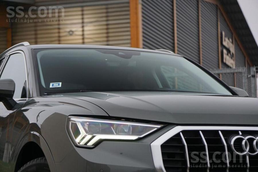 Grey Audi Q3 2020 in Riga, with an engine capacity of 2.00 L and mileage of 181 thousand km for 21990 €, photo 6 on AUTOMOTO.COM.LV