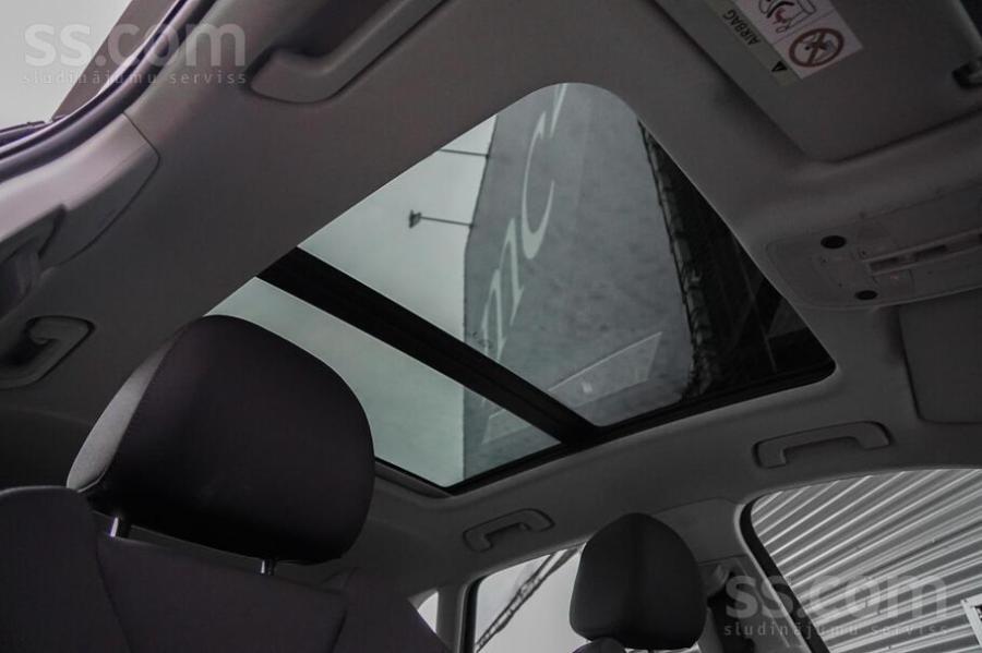 Grey Audi Q3 2020 in Riga, with an engine capacity of 2.00 L and mileage of 181 thousand km for 21990 €, photo 9 on AUTOMOTO.COM.LV