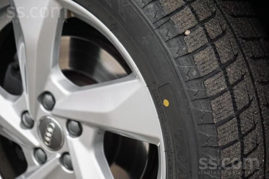 Grey Audi Q3 2020 in Riga, with an engine capacity of 2.00 L and mileage of 181 thousand km for 21990 €, photo 28 on AUTOMOTO.COM.LV
