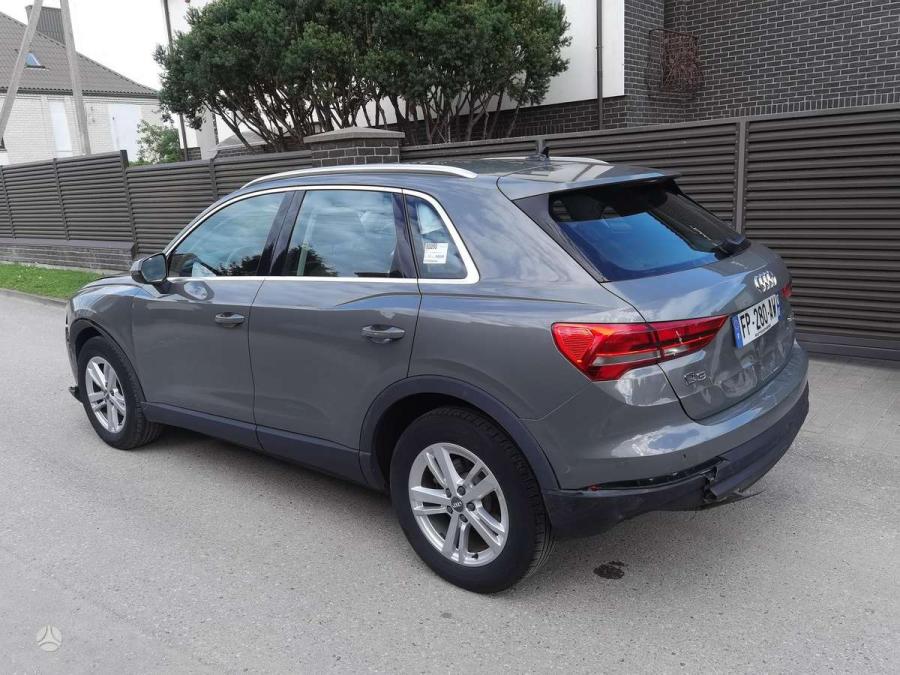 Grey Audi Q3 2020 in Kaunas, with an engine capacity of 1.50 L and mileage of 82 thousand km for 12300 €, photo 6 on AUTOMOTO.COM.LV