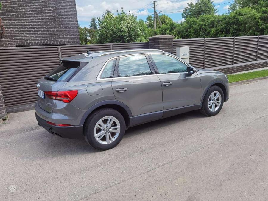 Grey Audi Q3 2020 in Kaunas, with an engine capacity of 1.50 L and mileage of 82 thousand km for 12300 €, photo 28 on AUTOMOTO.COM.LV