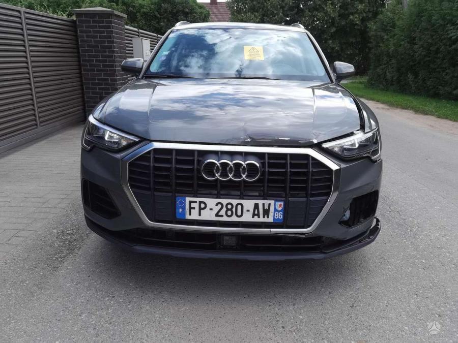 Grey Audi Q3 2020 in Kaunas, with an engine capacity of 1.50 L and mileage of 82 thousand km for 12300 €, photo 40 on AUTOMOTO.COM.LV