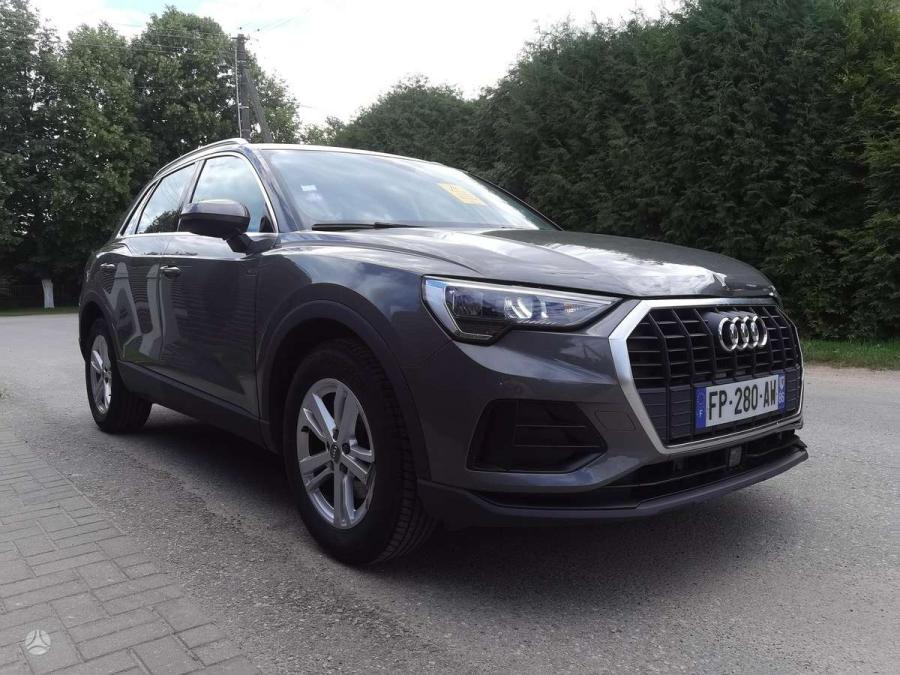 Grey Audi Q3 2020 in Kaunas, with an engine capacity of 1.50 L and mileage of 82 thousand km for 12300 €, photo 41 on AUTOMOTO.COM.LV