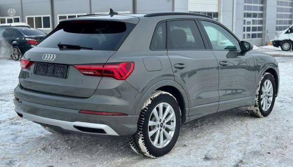 Pelēks Audi Q3 2021 Viļņa, ar dzinēja tilpumu 1.50 L un nobraukumu 33 tūkst. km par 29300 €, foto 9 vietnē AUTOMOTO.COM.LV