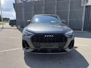 Grey Audi Q3 2021 in Siauliai, with an engine capacity of 1.97 L and mileage of 299 thousand km for 17400 €, photo 3 on AUTOMOTO.COM.LV