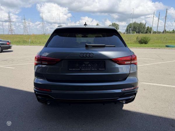 Grey Audi Q3 2021 in Siauliai, with an engine capacity of 1.97 L and mileage of 299 thousand km for 17400 €, photo 9 on AUTOMOTO.COM.LV