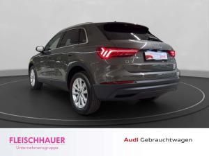 Pelēks Audi Q3 2022 Kauņa, ar dzinēja tilpumu 1.40 L un nobraukumu 43 tūkst. km par 32690 €, foto 4 vietnē AUTOMOTO.COM.LV