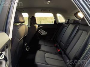 Pelēks Audi Q3 2022 Rīga, ar dzinēja tilpumu 1.50 L un nobraukumu 67 tūkst. km par 28900 €, foto 16 vietnē AUTOMOTO.COM.LV