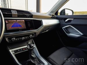 Pelēks Audi Q3 2022 Rīga, ar dzinēja tilpumu 1.50 L un nobraukumu 67 tūkst. km par 28900 €, foto 20 vietnē AUTOMOTO.COM.LV