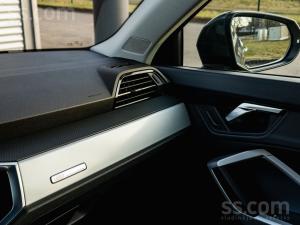 Pelēks Audi Q3 2022 Rīga, ar dzinēja tilpumu 1.50 L un nobraukumu 67 tūkst. km par 28900 €, foto 21 vietnē AUTOMOTO.COM.LV