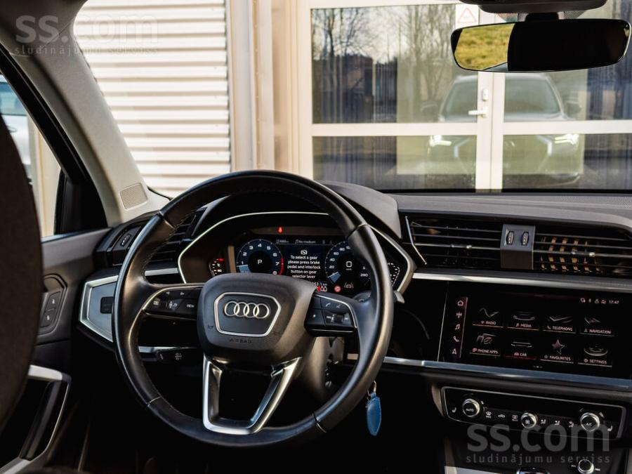 Pelēks Audi Q3 2022 Rīga, ar dzinēja tilpumu 1.50 L un nobraukumu 67 tūkst. km par 28900 €, foto 30 vietnē AUTOMOTO.COM.LV