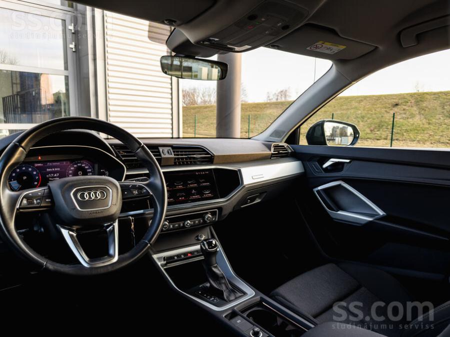 Pelēks Audi Q3 2022 Rīga, ar dzinēja tilpumu 1.50 L un nobraukumu 67 tūkst. km par 28900 €, foto 32 vietnē AUTOMOTO.COM.LV