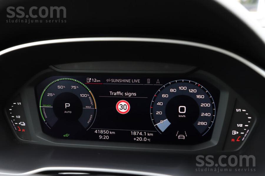 Grey Audi Q3 2022 in Tukums, with an engine capacity of 1.40 L and mileage of 42 thousand km for 27000 €, photo 17 on AUTOMOTO.COM.LV