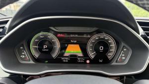 Pelēks Audi Q3 2022 Viļņa, ar dzinēja tilpumu 1.40 L un nobraukumu 147 tūkst. km par 23790 €, foto 14 vietnē AUTOMOTO.COM.LV