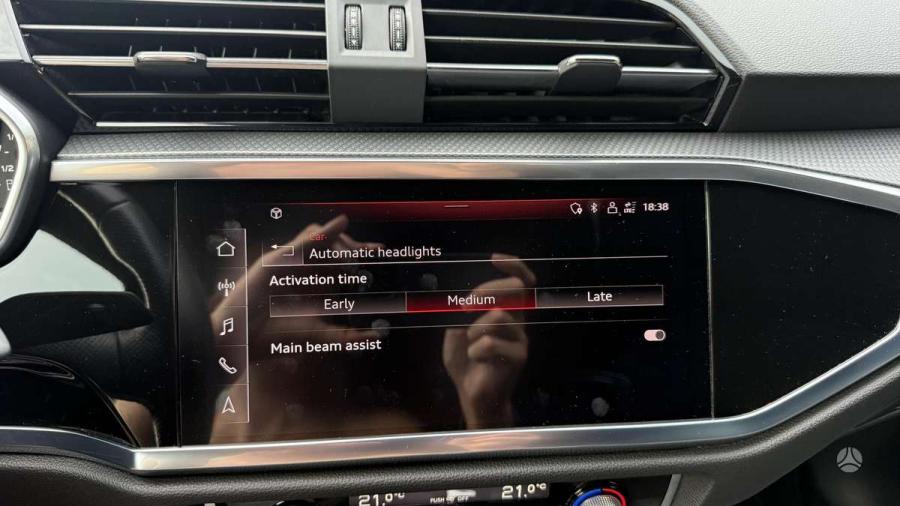 Pelēks Audi Q3 2022 Viļņa, ar dzinēja tilpumu 1.40 L un nobraukumu 147 tūkst. km par 23790 €, foto 22 vietnē AUTOMOTO.COM.LV