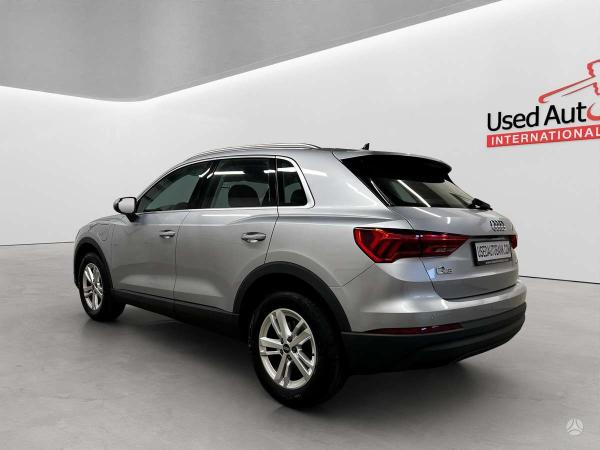 Pelēks Audi Q3 2022 Viļņa, ar dzinēja tilpumu 1.40 L un nobraukumu 154 tūkst. km par 20328 €, foto 6 vietnē AUTOMOTO.COM.LV