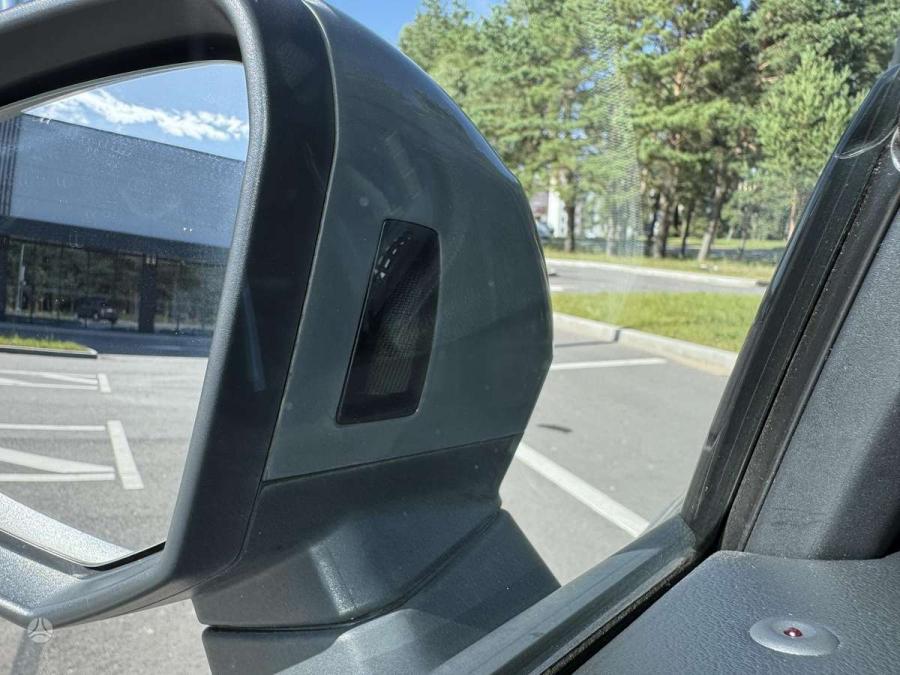 Grey Audi Q3 2022 in Utena, with an engine capacity of 1.97 L and mileage of 168 thousand km for 21400 €, photo 24 on AUTOMOTO.COM.LV