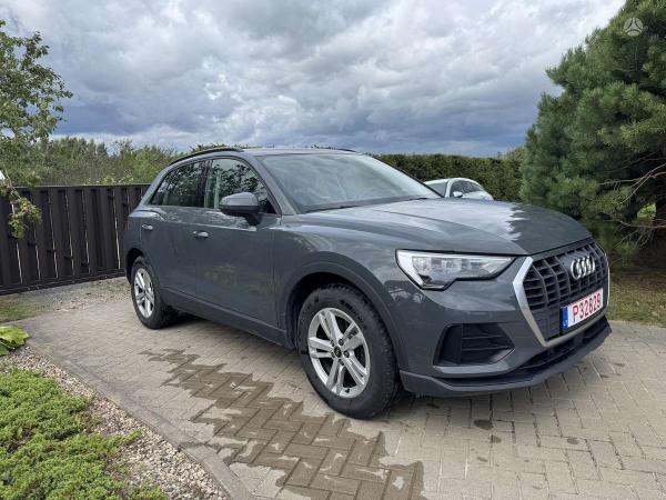 Grey Audi Q3 2022 in Vilnius, with an engine capacity of 1.97 L and mileage of 168 thousand km for 21200 €, photo 3 on AUTOMOTO.COM.LV