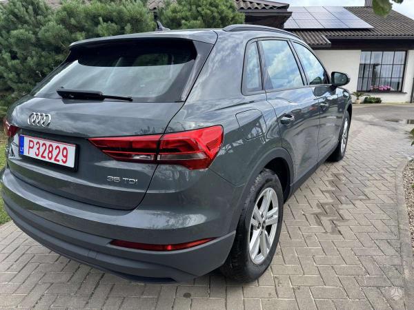 Grey Audi Q3 2022 in Vilnius, with an engine capacity of 1.97 L and mileage of 168 thousand km for 21200 €, photo 5 on AUTOMOTO.COM.LV