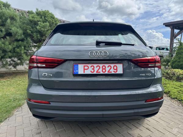Grey Audi Q3 2022 in Vilnius, with an engine capacity of 1.97 L and mileage of 168 thousand km for 21200 €, photo 7 on AUTOMOTO.COM.LV