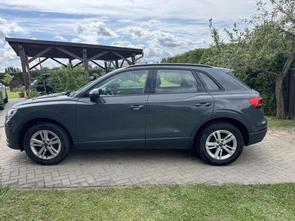 Grey Audi Q3 2022 in Vilnius, with an engine capacity of 1.97 L and mileage of 168 thousand km for 21200 €, photo 8 on AUTOMOTO.COM.LV