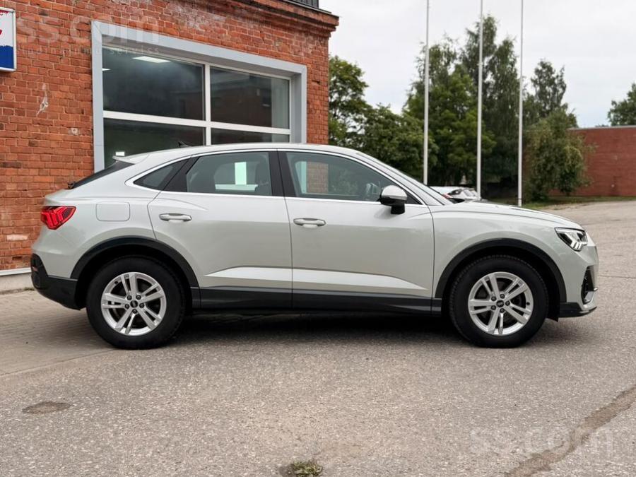 Pelēks Audi Q3 2022 Cēsis, ar dzinēja tilpumu 2.00 L un nobraukumu 70 tūkst. km par 31500 €, foto 3 vietnē AUTOMOTO.COM.LV