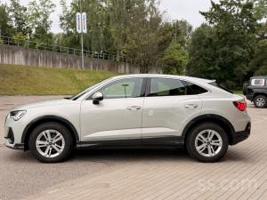 Pelēks Audi Q3 2022 Cēsis, ar dzinēja tilpumu 2.00 L un nobraukumu 70 tūkst. km par 31500 €, foto 11 vietnē AUTOMOTO.COM.LV