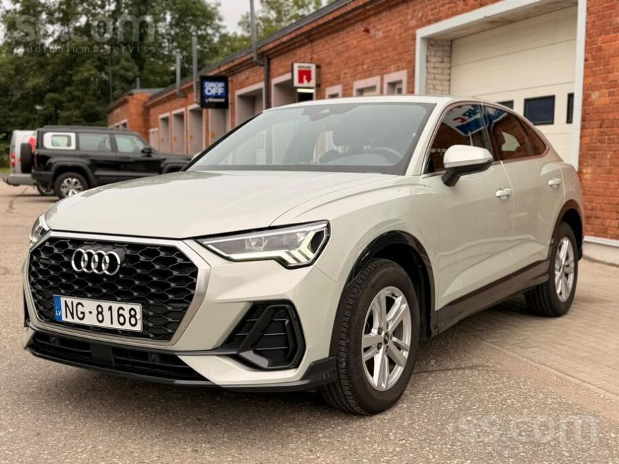 Pelēks Audi Q3 2022 Cēsis, ar dzinēja tilpumu 2.00 L un nobraukumu 70 tūkst. km par 31500 €, foto 12 vietnē AUTOMOTO.COM.LV