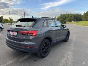 Pelēks Audi Q3 2022 Viļņa, ar dzinēja tilpumu 1.97 L un nobraukumu 168 tūkst. km par 21300 €, foto 7 vietnē AUTOMOTO.COM.LV