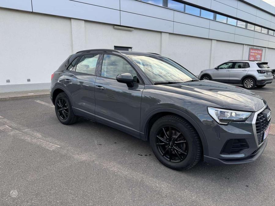 Pelēks Audi Q3 2022 Viļņa, ar dzinēja tilpumu 1.97 L un nobraukumu 168 tūkst. km par 21300 €, foto 9 vietnē AUTOMOTO.COM.LV