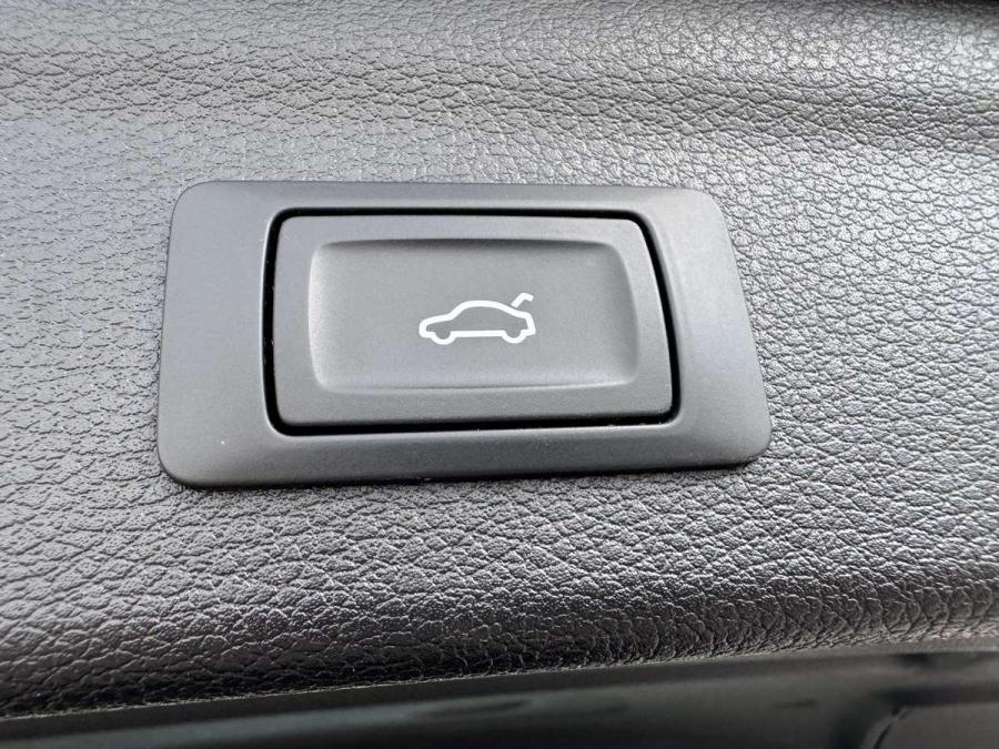 Pelēks Audi Q3 2022 Viļņa, ar dzinēja tilpumu 1.97 L un nobraukumu 168 tūkst. km par 21300 €, foto 11 vietnē AUTOMOTO.COM.LV
