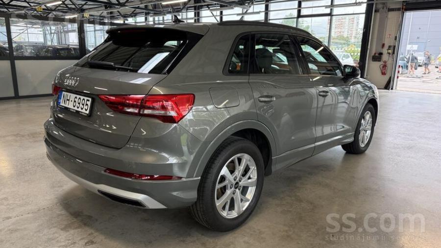 Pelēks Audi Q3 2022 Rīga, ar dzinēja tilpumu 2.00 L un nobraukumu 19 tūkst. km par 26900 €, foto 6 vietnē AUTOMOTO.COM.LV