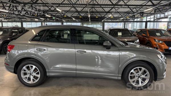 Audi Q3 2022 Rīga vietnē Pelēks Audi Q3 2022 Rīga, ar dzinēja tilpumu 2.00 L un nobraukumu 19 tūkst. km par 26900 €, foto 7 vietnē AUTOMOTO.COM.LV