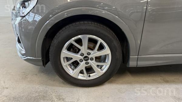 Audi Q3 2022 Rīga vietnē Pelēks Audi Q3 2022 Rīga, ar dzinēja tilpumu 2.00 L un nobraukumu 19 tūkst. km par 26900 €, foto 10 vietnē AUTOMOTO.COM.LV