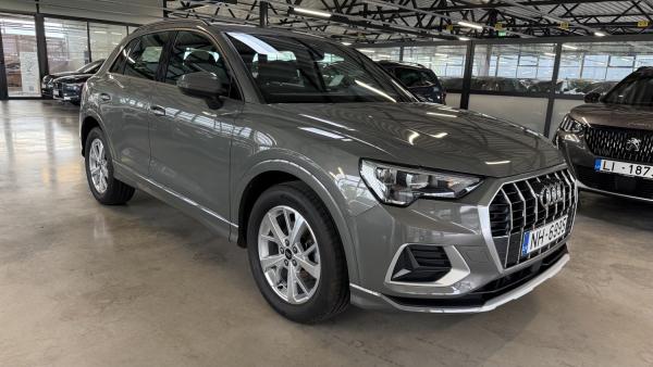 Pelēks Audi Q3 2022 Rīga, ar dzinēja tilpumu 2.00 L un nobraukumu 19 tūkst. km par 26900 €, foto 8 vietnē AUTOMOTO.COM.LV