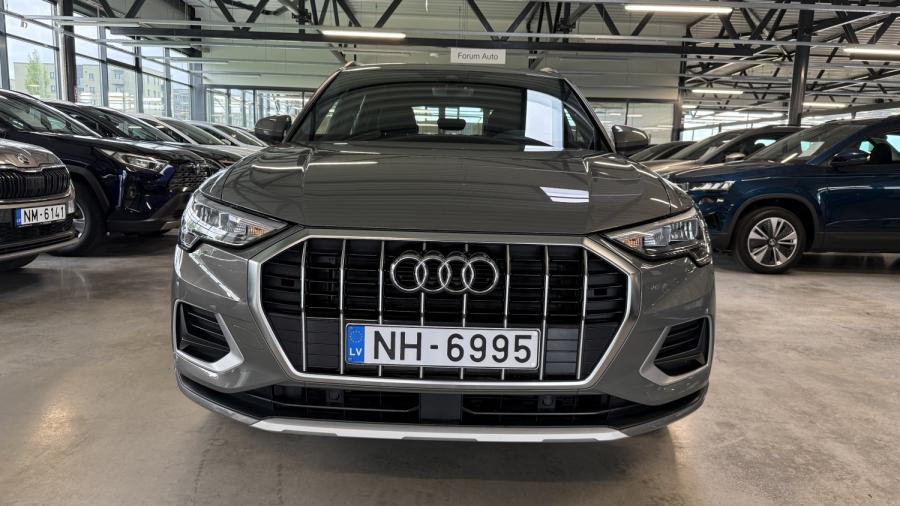 Pelēks Audi Q3 2022 Rīga, ar dzinēja tilpumu 2.00 L un nobraukumu 19 tūkst. km par 26900 €, foto 9 vietnē AUTOMOTO.COM.LV
