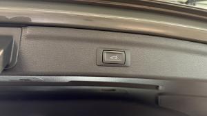 Pelēks Audi Q3 2022 Rīga, ar dzinēja tilpumu 2.00 L un nobraukumu 19 tūkst. km par 26900 €, foto 17 vietnē AUTOMOTO.COM.LV