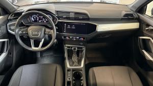 Pelēks Audi Q3 2022 Rīga, ar dzinēja tilpumu 2.00 L un nobraukumu 19 tūkst. km par 26900 €, foto 20 vietnē AUTOMOTO.COM.LV
