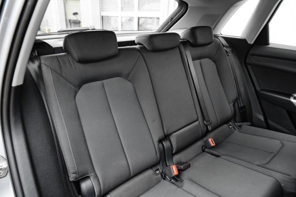 Grey Audi Q3 2023 in Riga, with an engine capacity of 1.00 L and mileage of 19 thousand km for 23900 €, photo 8 on AUTOMOTO.COM.LV