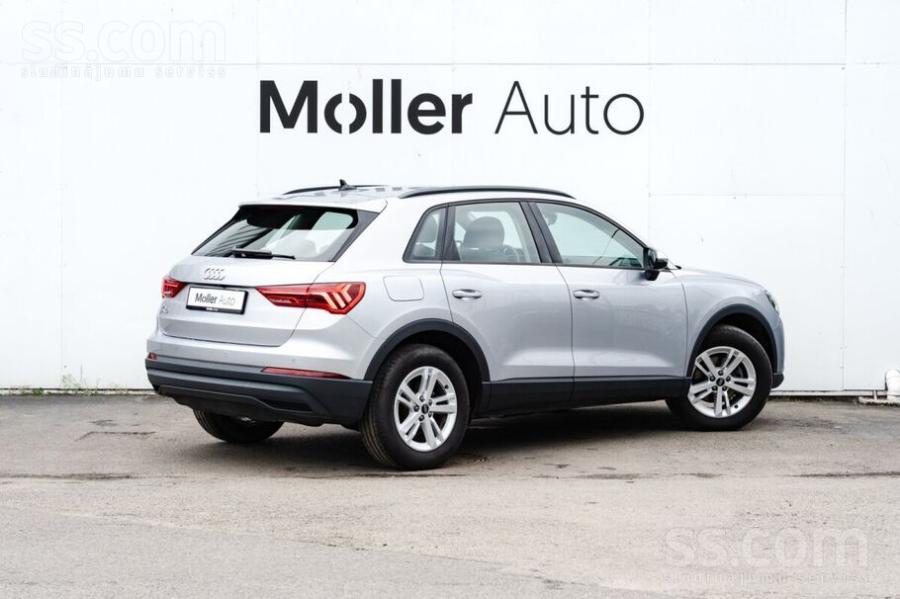 Grey Audi Q3 2023 in Riga, with an engine capacity of 1.00 L and mileage of 19 thousand km for 23900 €, photo 5 on AUTOMOTO.COM.LV